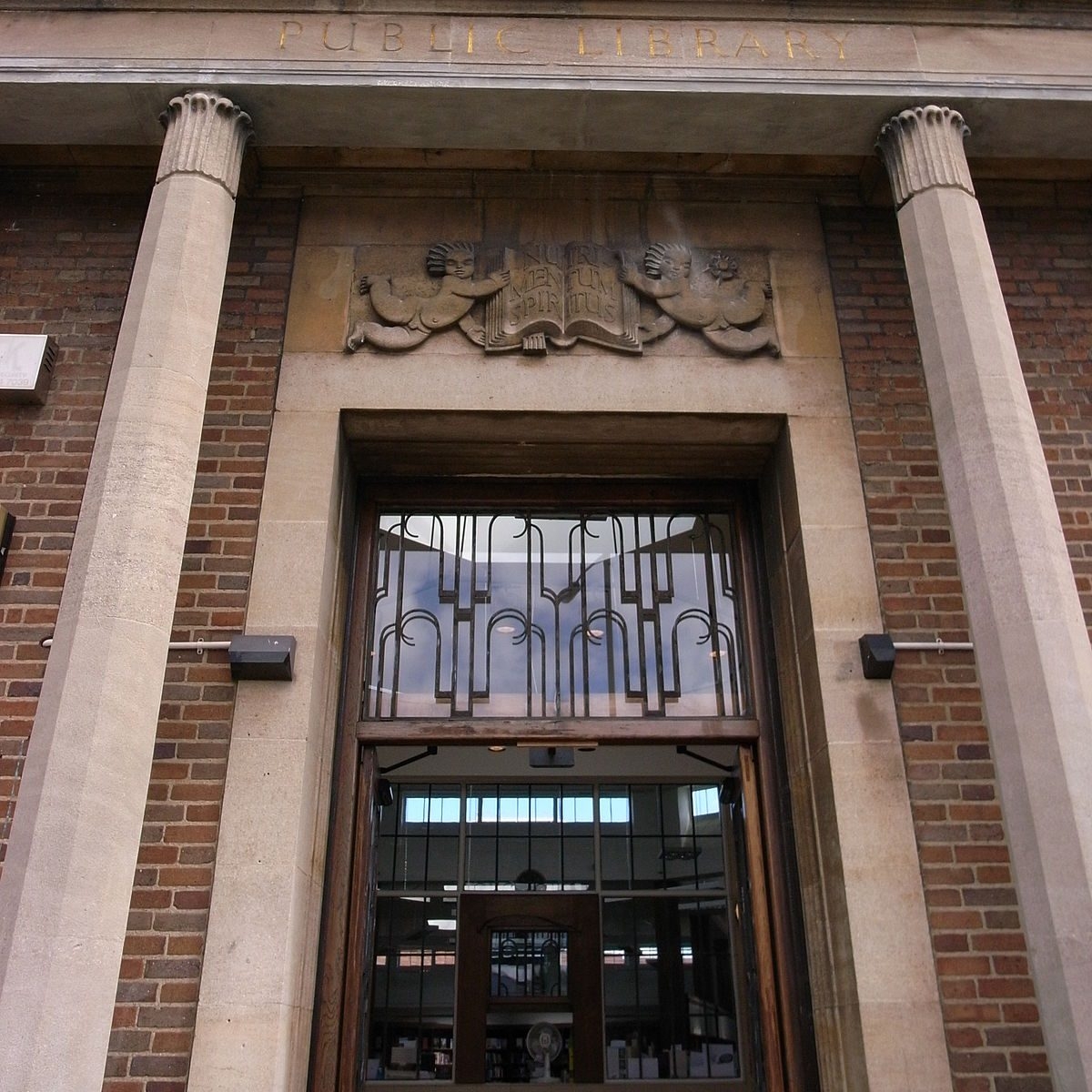 Our Community Libraries under Threat – Time for Action | Acocks Green ...